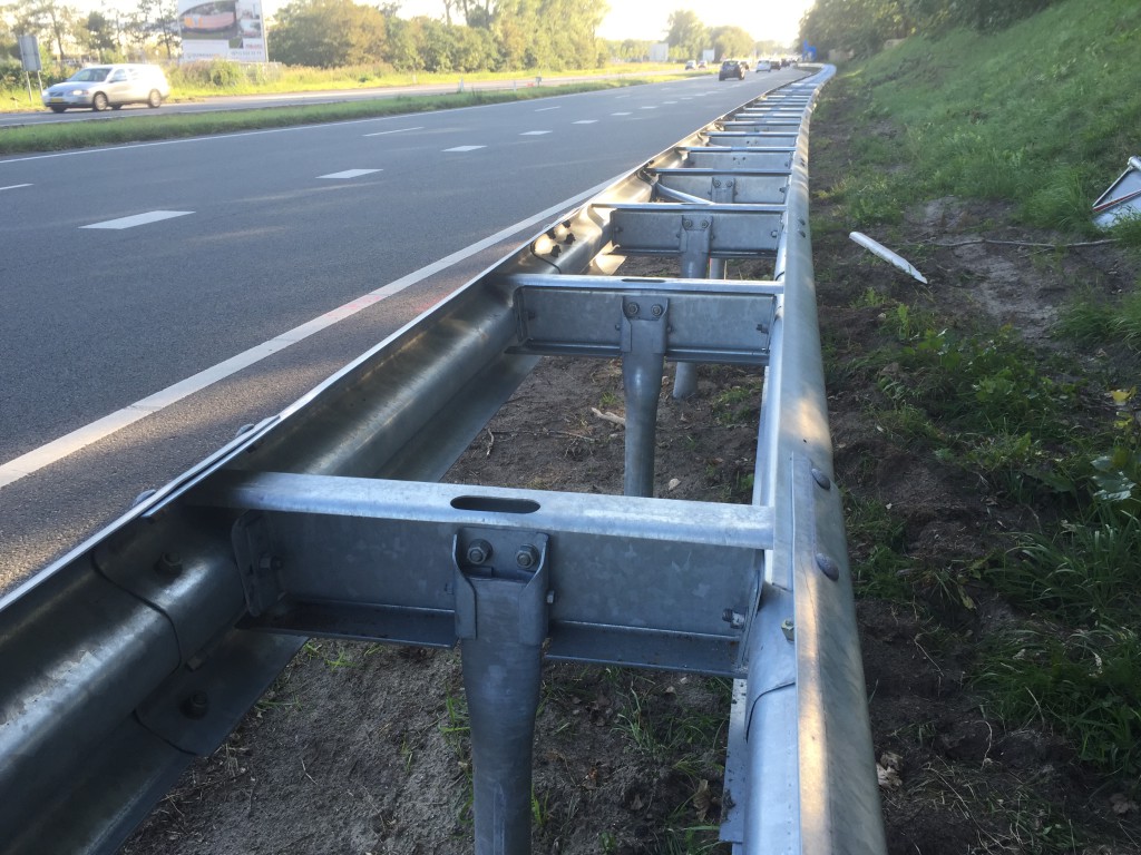 Crash barrier posts - Steel Constructions
