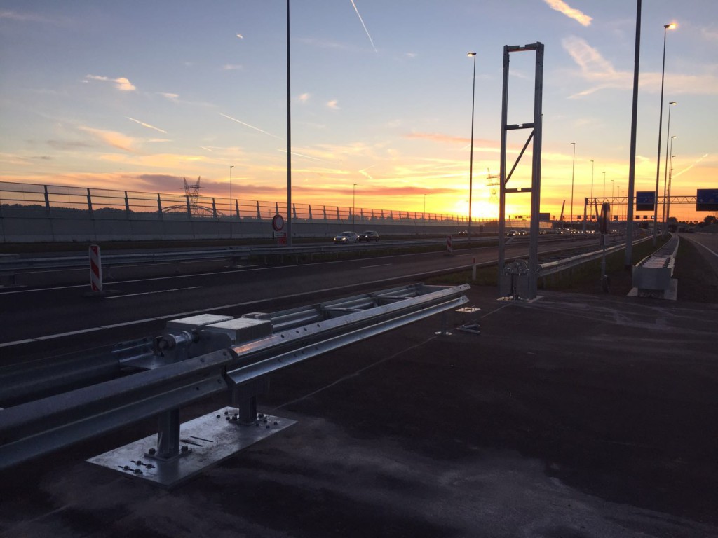 Emergency gates (CADOs) - Steel Constructions